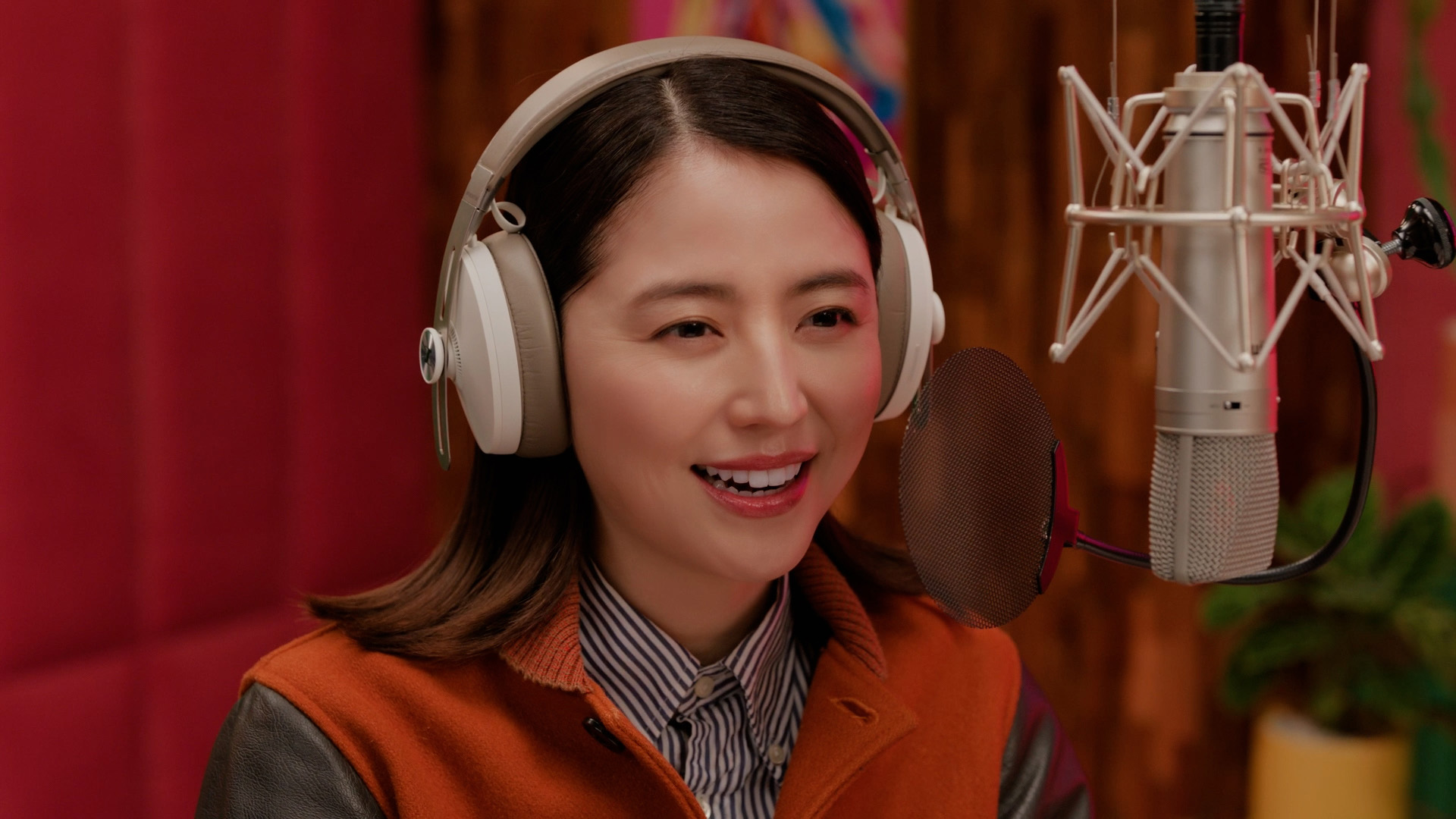 長澤まさみ＆見上愛がラジオパーソナリティに！JRA新TVCM「UMAJO RADIO」篇が全国放送開始